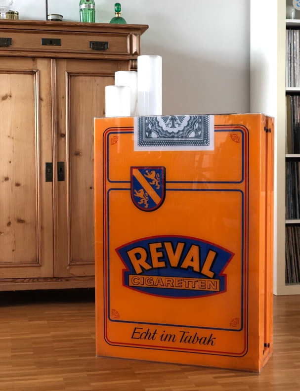 - REVAL: Coole Leuchtreklame in XXL-Format - Sammler.Net